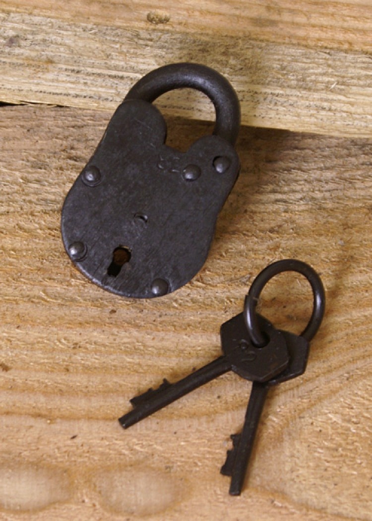 Small historical padlock - CelticWebMerchant.com