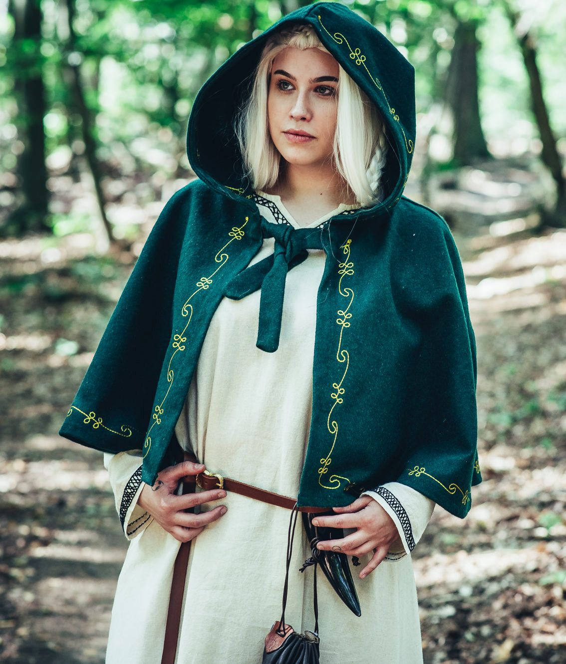 Wool chaperon Runa, green - CelticWebMerchant.com