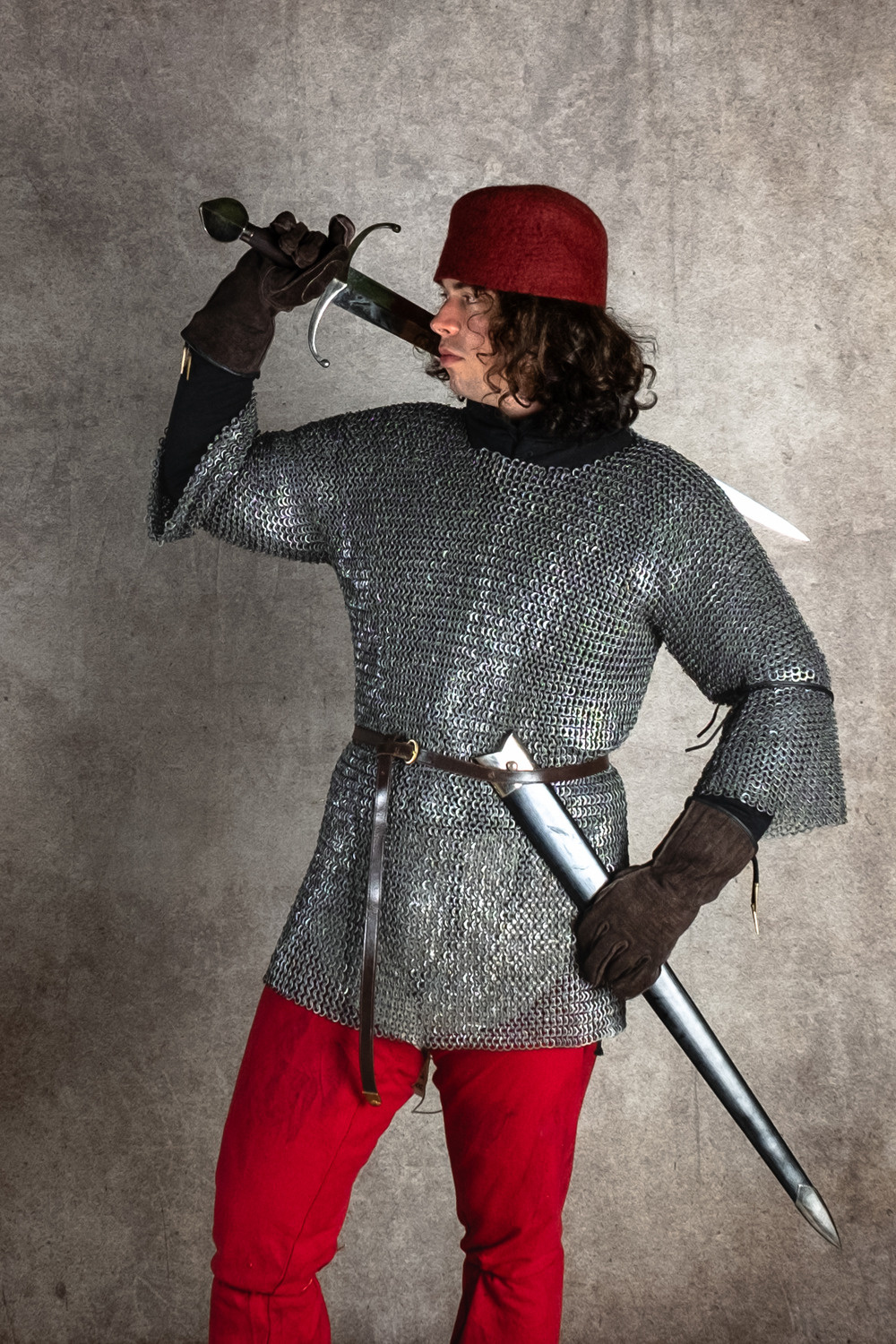 Halflong hauberk, mixed flat rings-wedge rivets 8mm - CelticWebMerchant.com