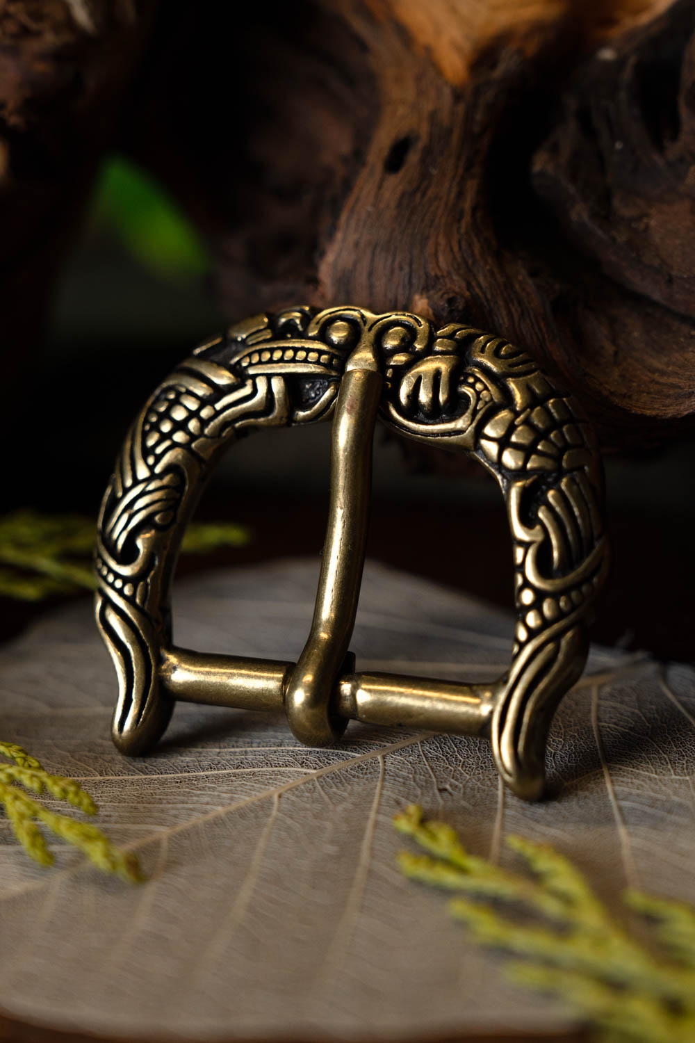Borre-Jellinge style buckle gripping-beast - CelticWebMerchant.com