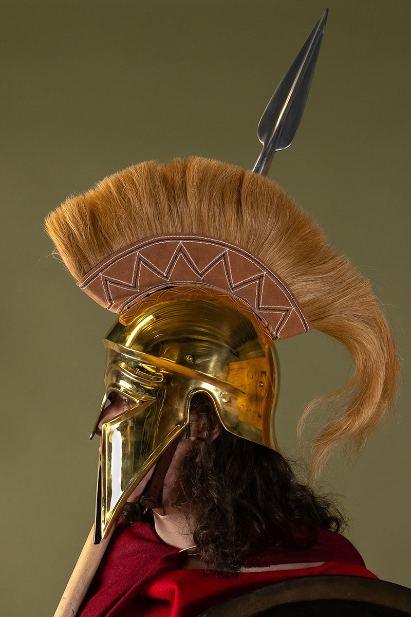 Deepeeka Korinthischer Helm mit Helmbusch - CelticWebMerchant.com