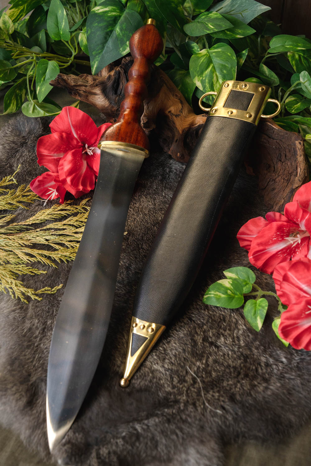 Pugio Roman dagger British Museum replica - CelticWebMerchant.com