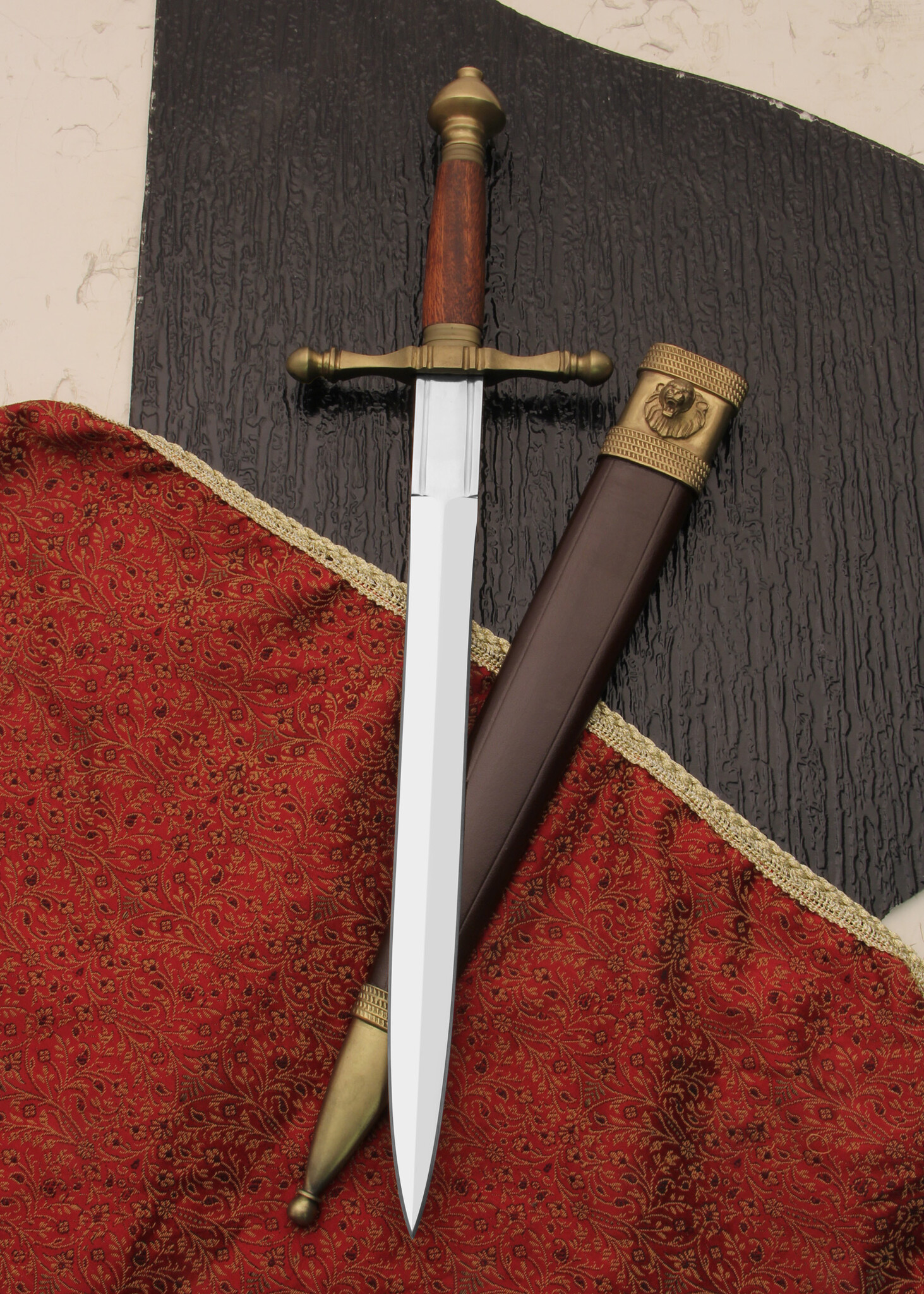 Bramham Moor dagger - CelticWebMerchant.com