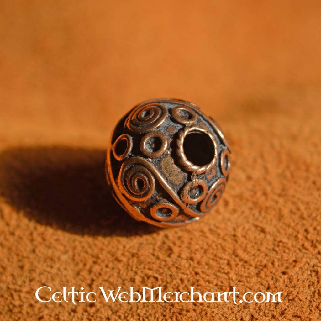 Celtic beardbead with spirals - CelticWebMerchant.com