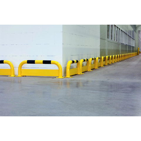 Collision protection barrier with under-run guard from steel 1000 x 600 ...