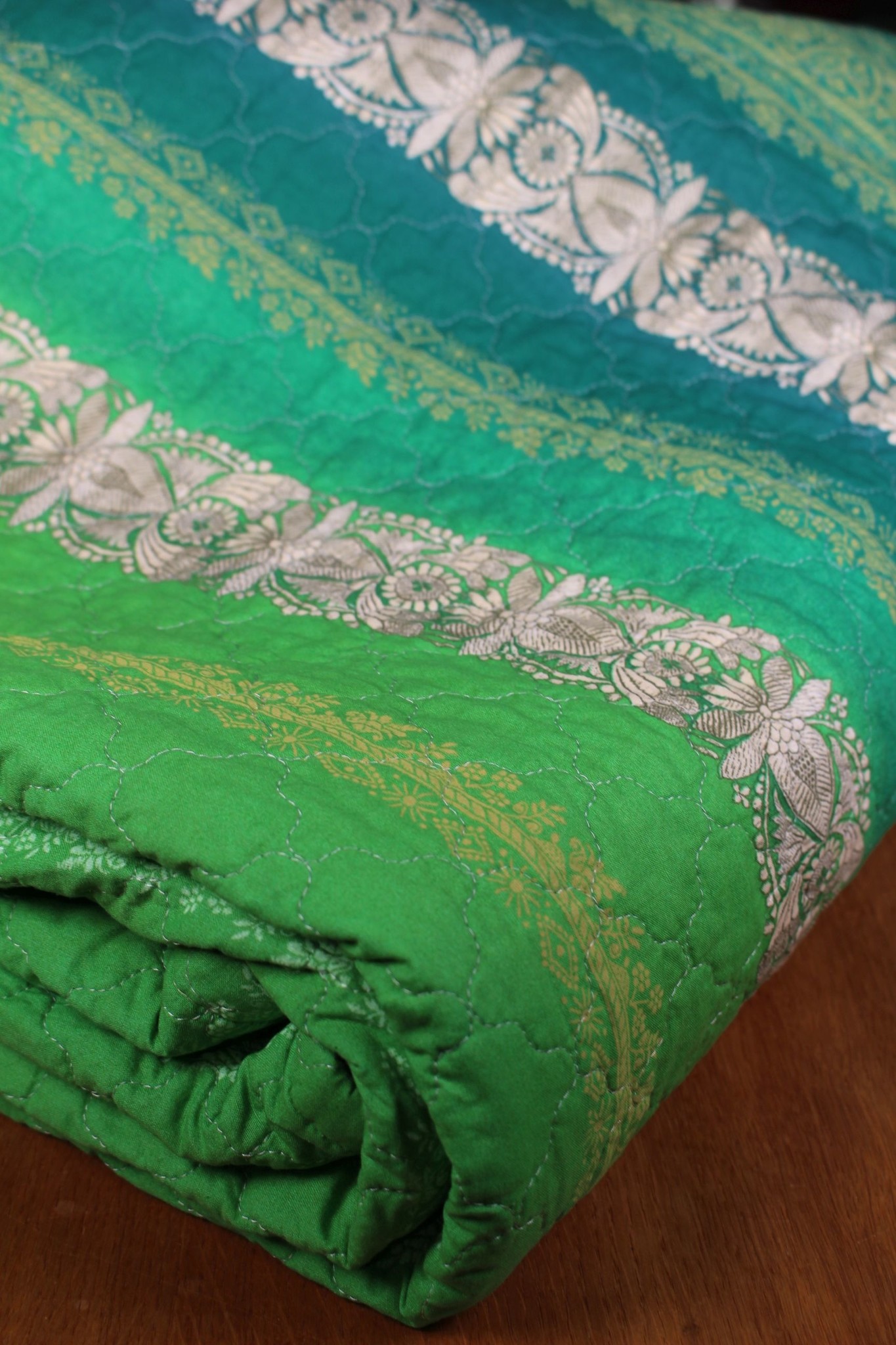Bassetti bedspread | MONREALE V1 | ...different sizes | Hemsing ...