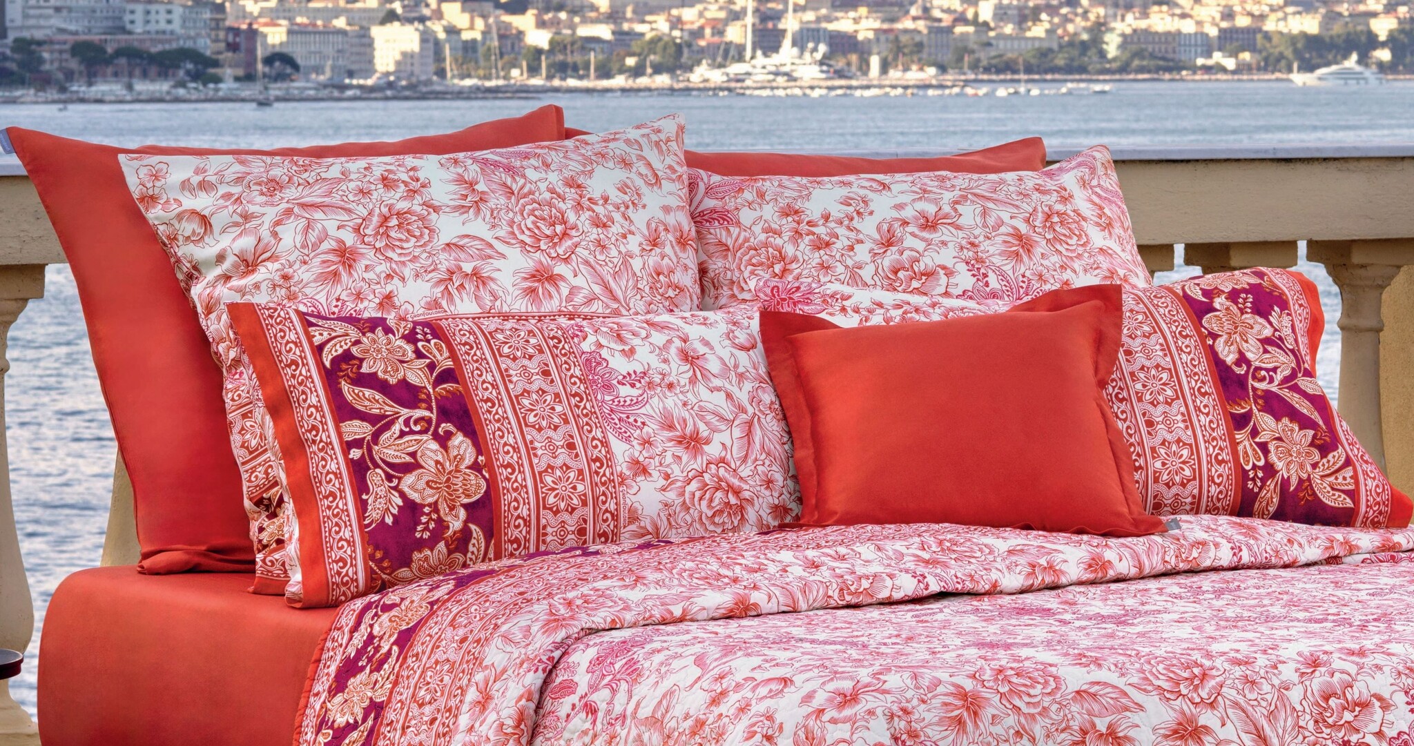 Bassetti Bettwäsche + Kissenbezüge | CAPODIMONTE R1 rot - Teppich Hemsing