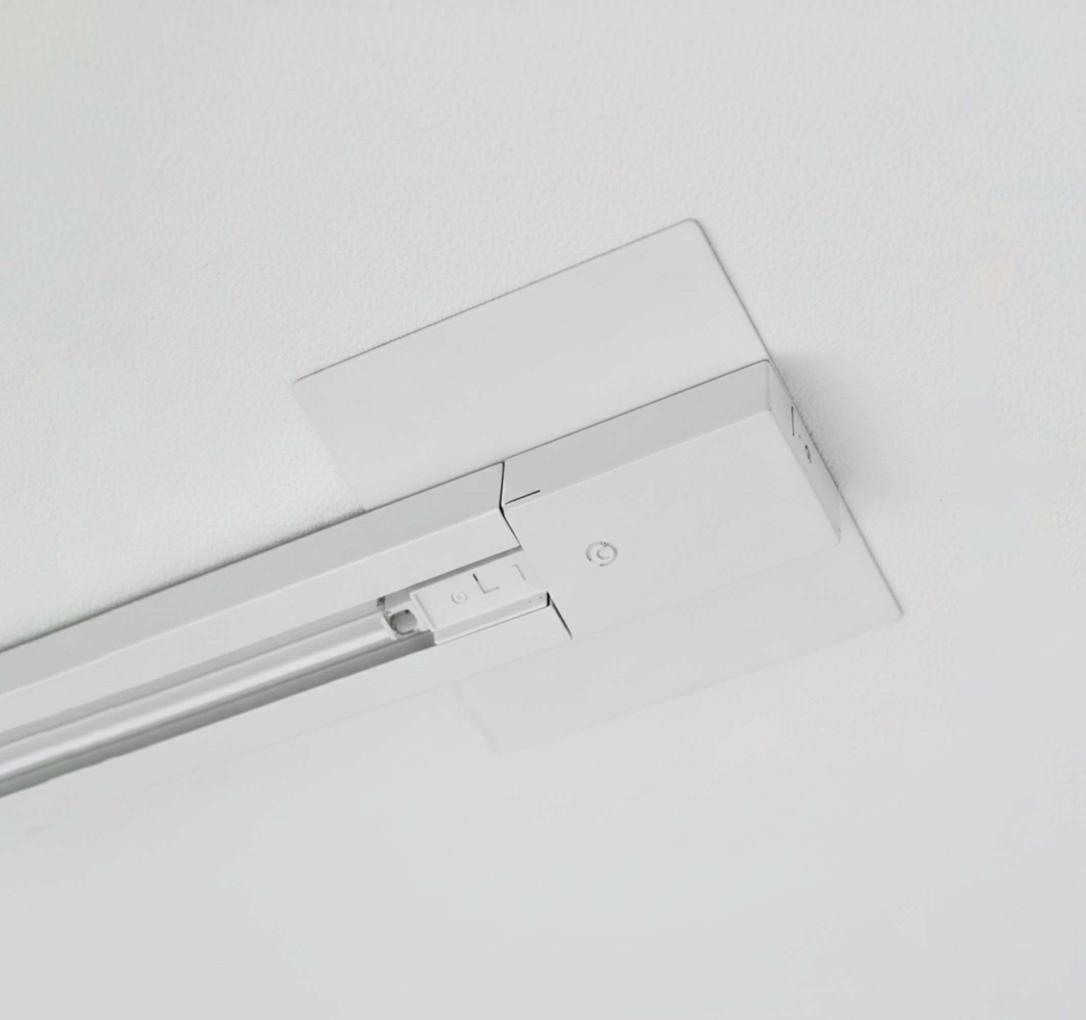 Junction Box Cover Plate White Universal 10x10cm - Steel | Qub Track ...