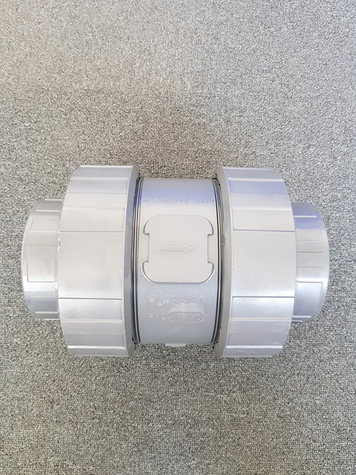 Plasson PVC Terugslagklep 110mm EPDM Afdichting Veerbelast - Emtrade.nl