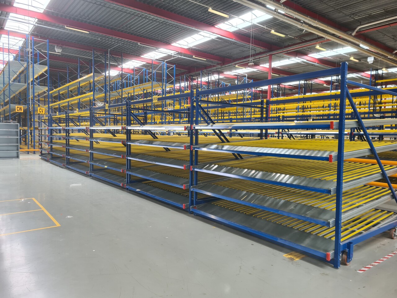 Doorrolstelling vrijstaand verrijdbaar D2400xB2800xH2500 mm, gebruikt ...