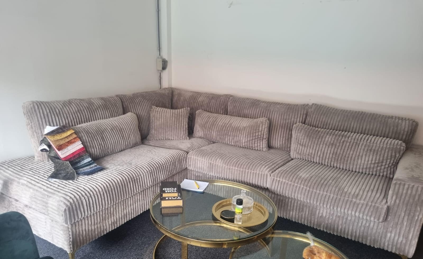 Hoekbank Ribstof - SpiegelMeubels