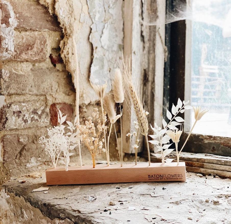 One Of A Kind CREATION OOAK - Batonflowers - One Of A Kind concept store