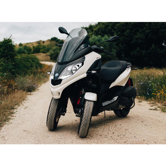 Piaggio - MP3 300 Sport - United Scooters