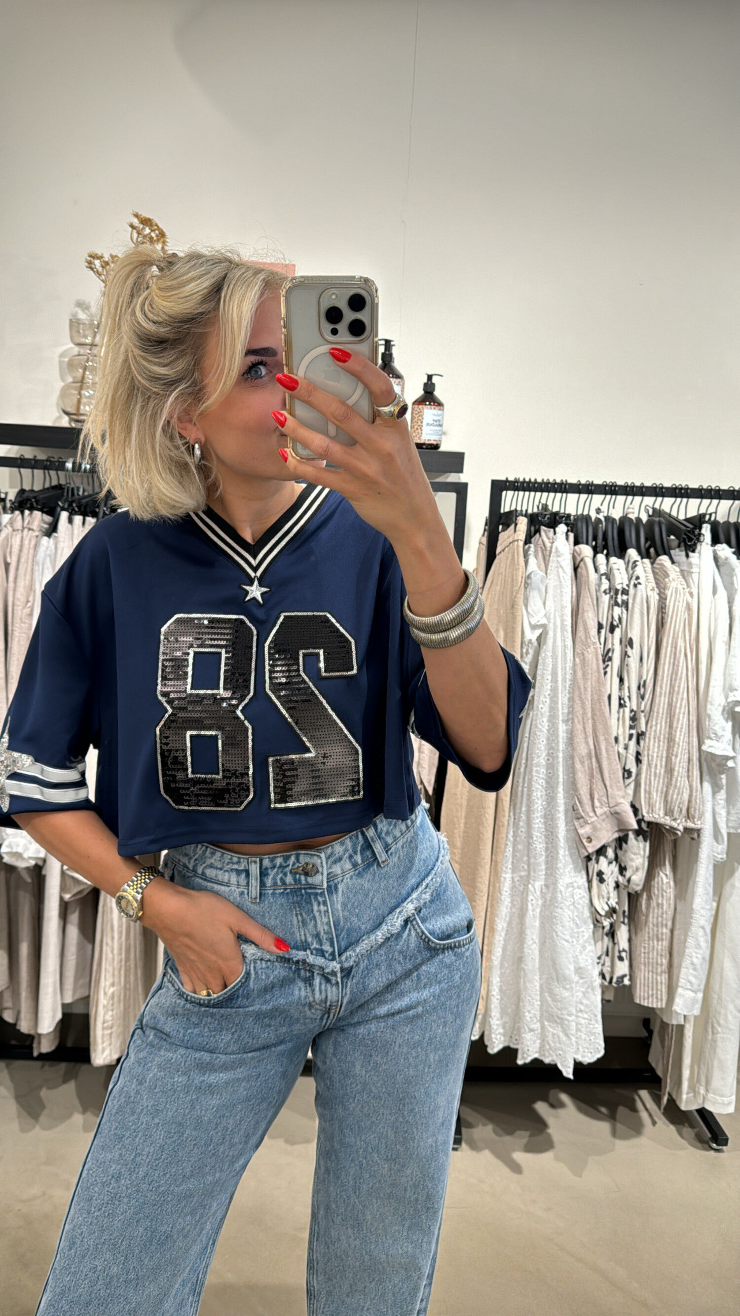 Block jeans store