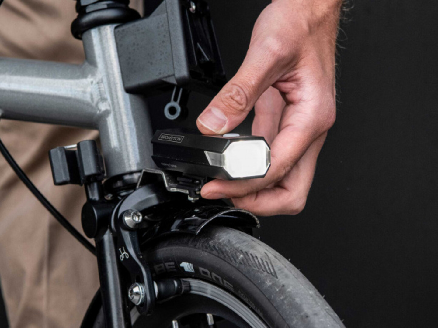 BROMPTON Lampe avant 500LM Front Light - KOMUT