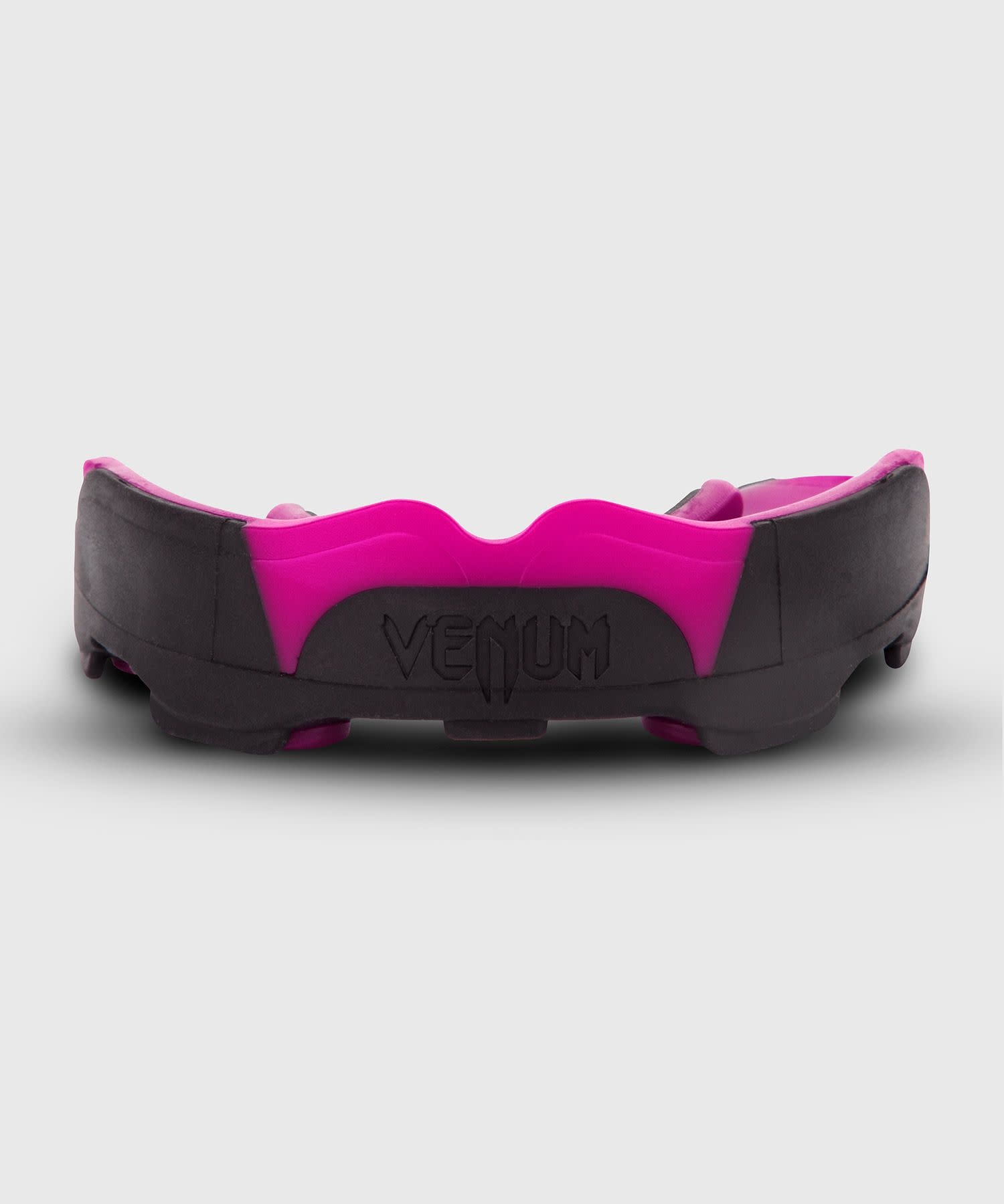 VENUM PREDATOR MOUTHGUARD BITJE/GEBITSBESCHERMING - BLACK/PINK - FIGHT.NL