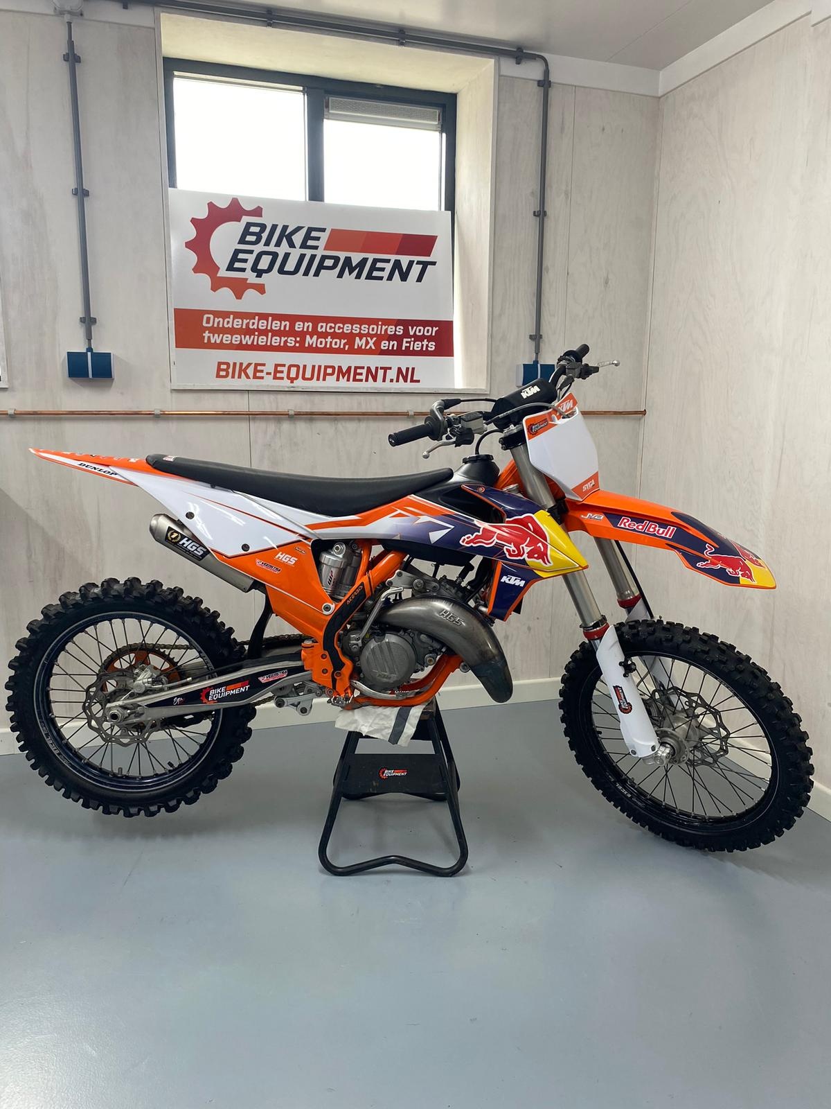 'GEBRUIKTE' ktm sx 125cc model 2022 crossmotor - Bike Equipment
