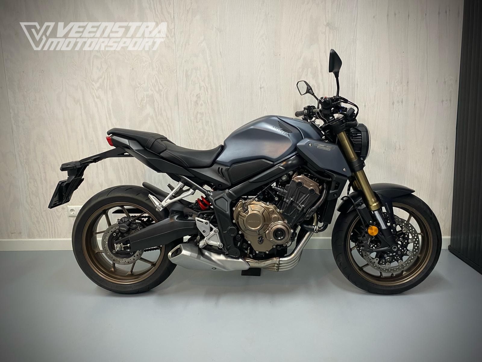 HONDA CB 650 R Neo Sport Cafe (bj 2023) A2 - Bike Equipment