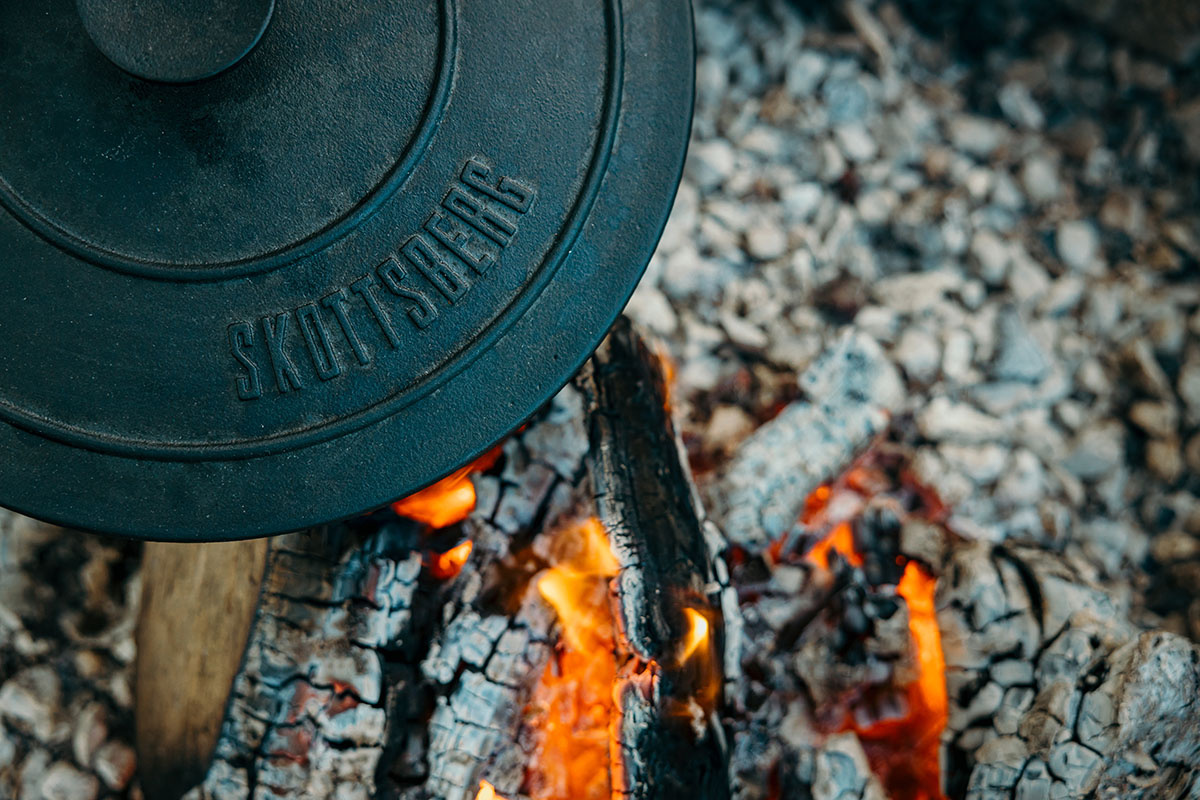 Find out all about enamelled cast iron pans - Skottsberg