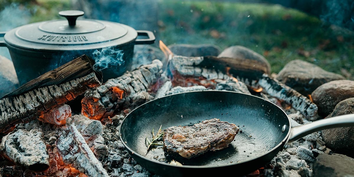 Traditional vs lightweight cast iron: discover the differences - Skottsberg