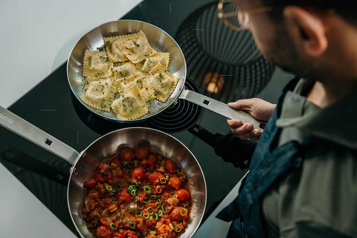 Przepis na pyszne ravioli z sosem pomidorowym - Skottsberg