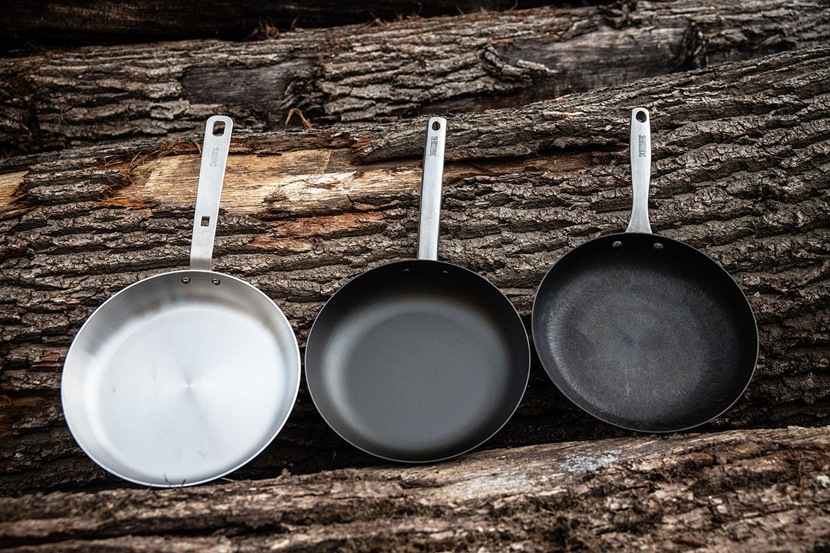 What materials are pans made of? - Skottsberg