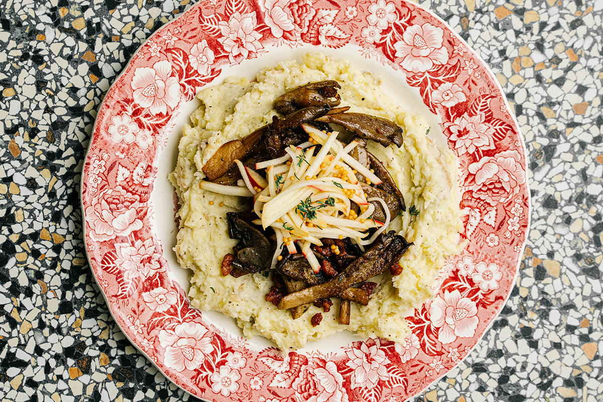 Herfst op je bord: stamppot met pastinaak, geroosterde knoflook en ...