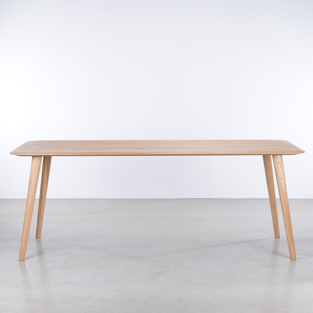 Olger Table Oak - Sav & Økse