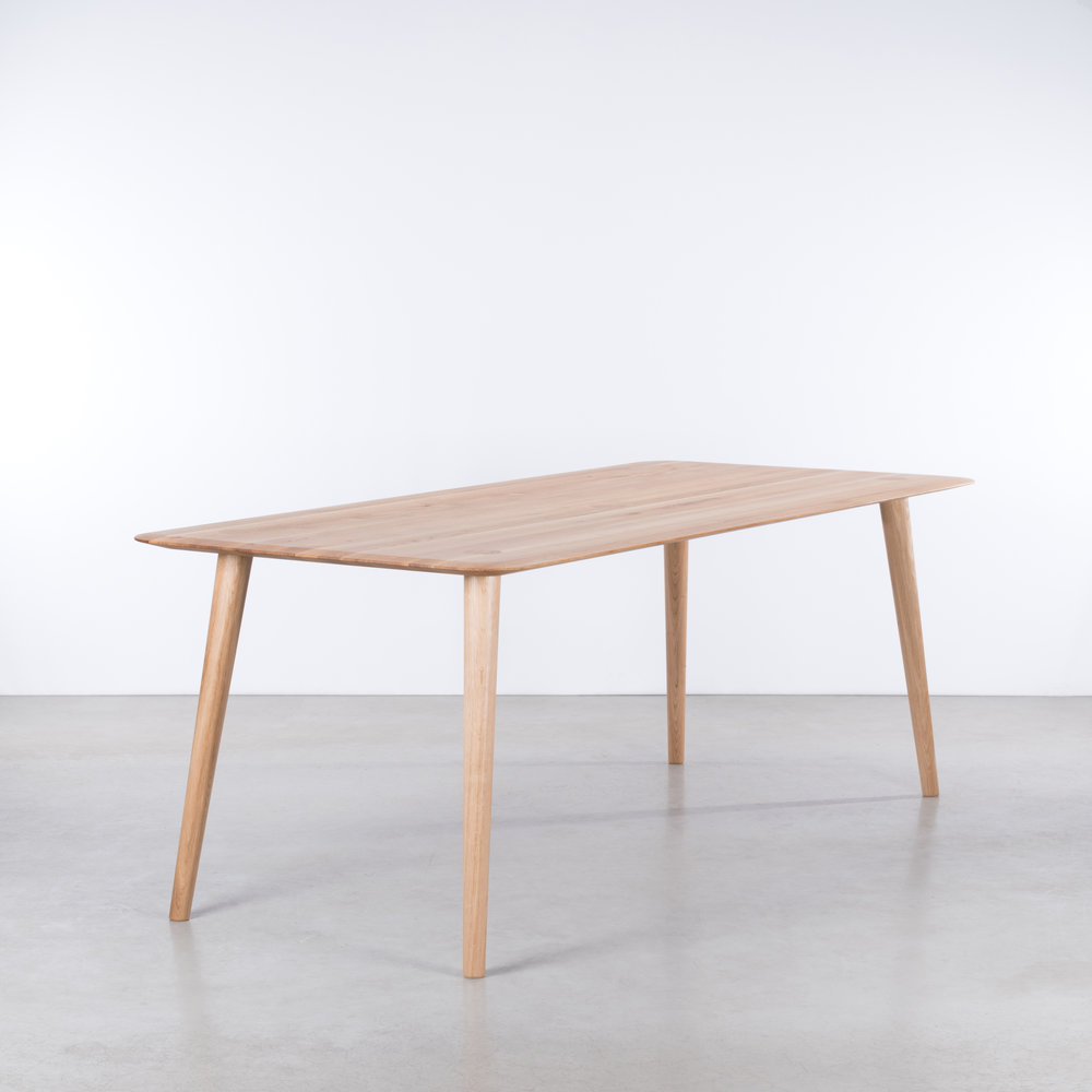 Olger Table Oak - Sav & Økse