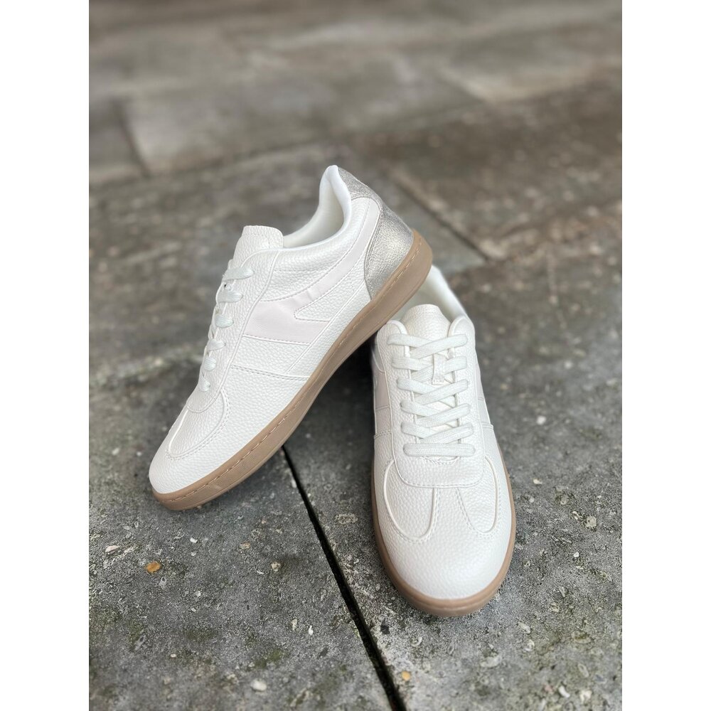 SNEAKER SANDY CREAM - Boompjes 21