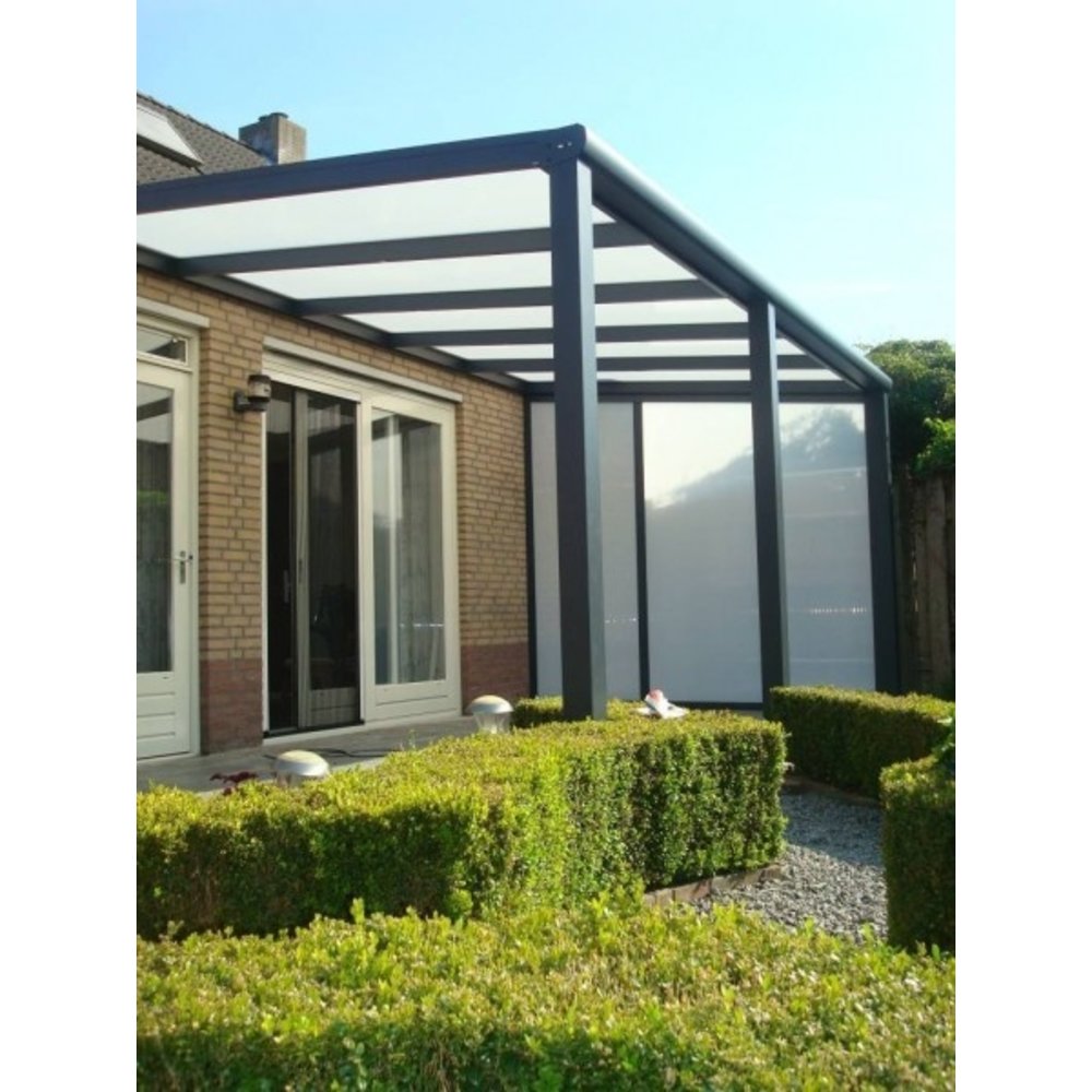 Zijwand terrasoverkapping met polycarbonaat op Overkapping33.nl ...