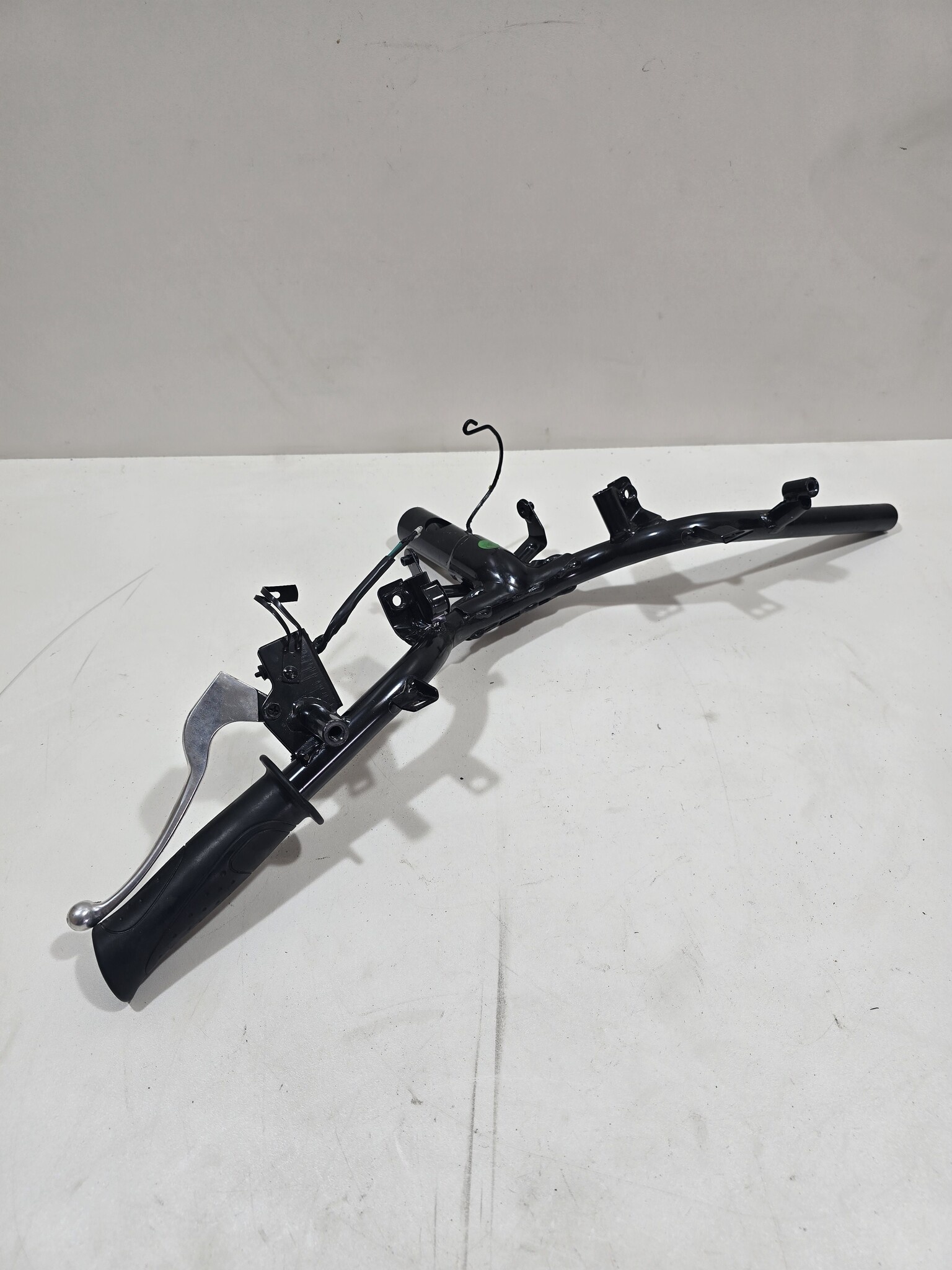 Sym Sym Fiddle 2 Euro5 injectie 2022 / Stuur frame - Scooteronderdelen.com