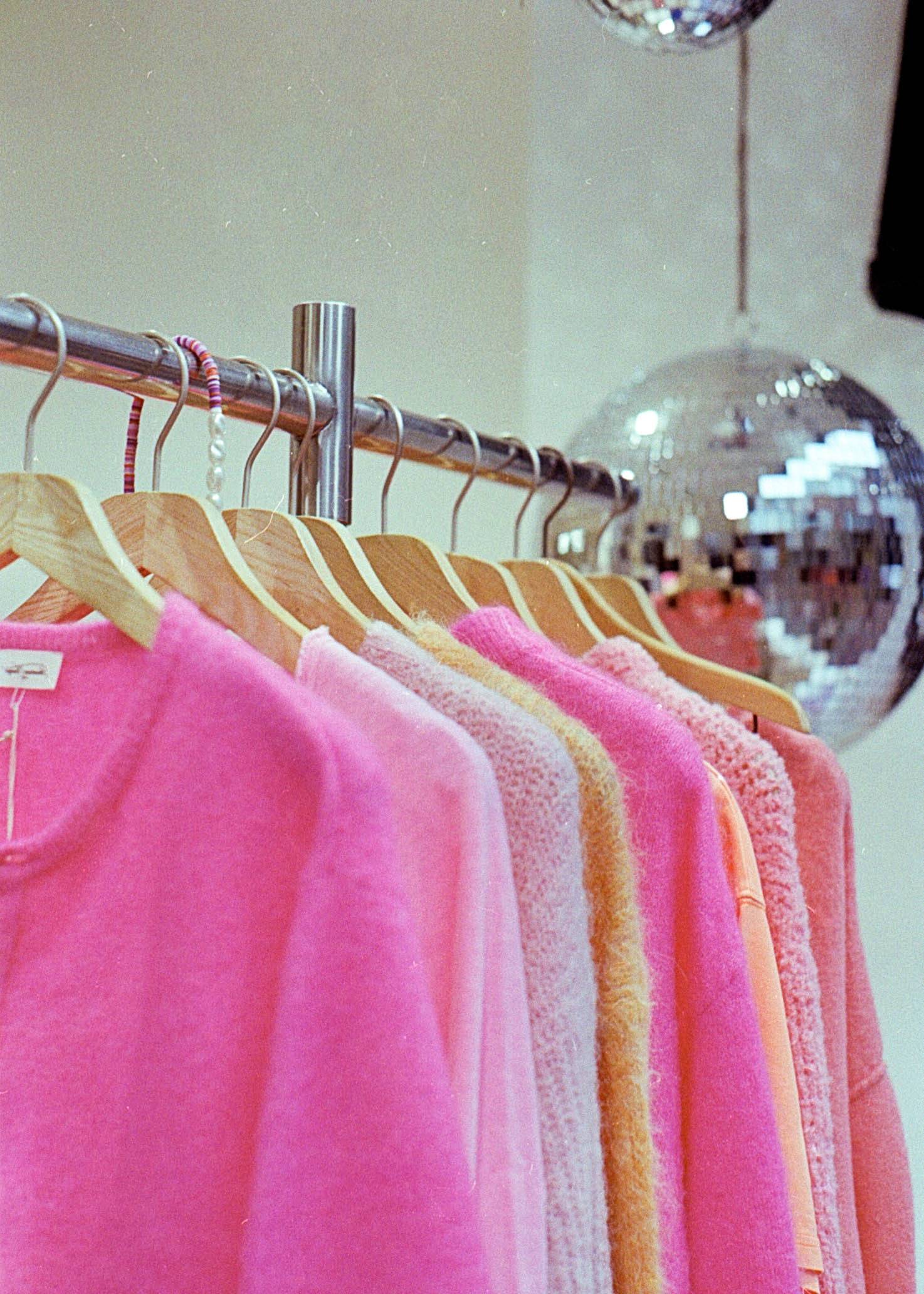 OWN & CLUB - OWN & CLUB