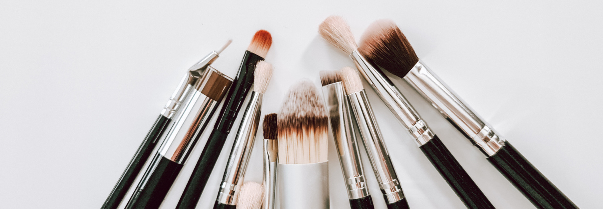 The Spot blog - Hoevaak moet je je make-up kwasten schoonmaken? - The Makeup Spot