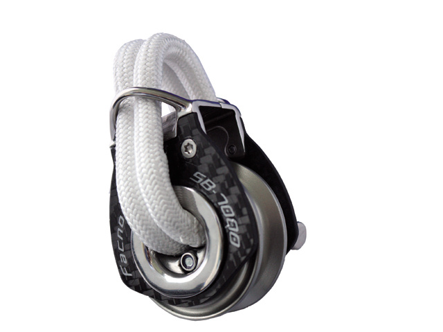 "Solid Sheave SSH1500: Duurzaam & Prestaties voor Zeilen" - XXL water