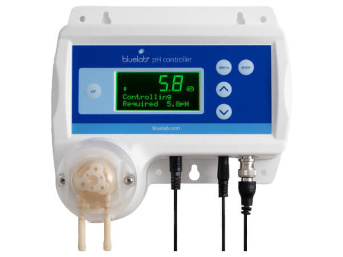 Bluelab pH Controller - Bluelab PH & EC Meters - Grow-dutch.com