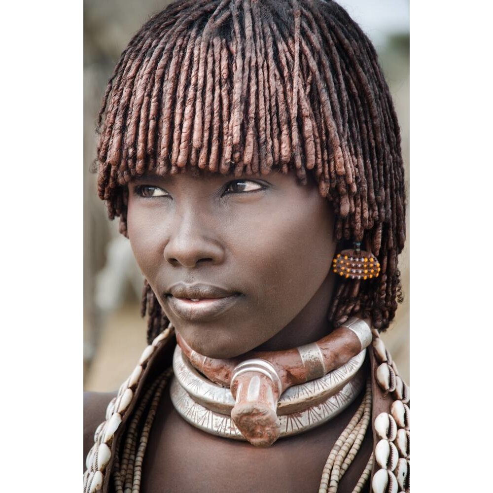 Woman from Hamer tribe - Umo Art & Design