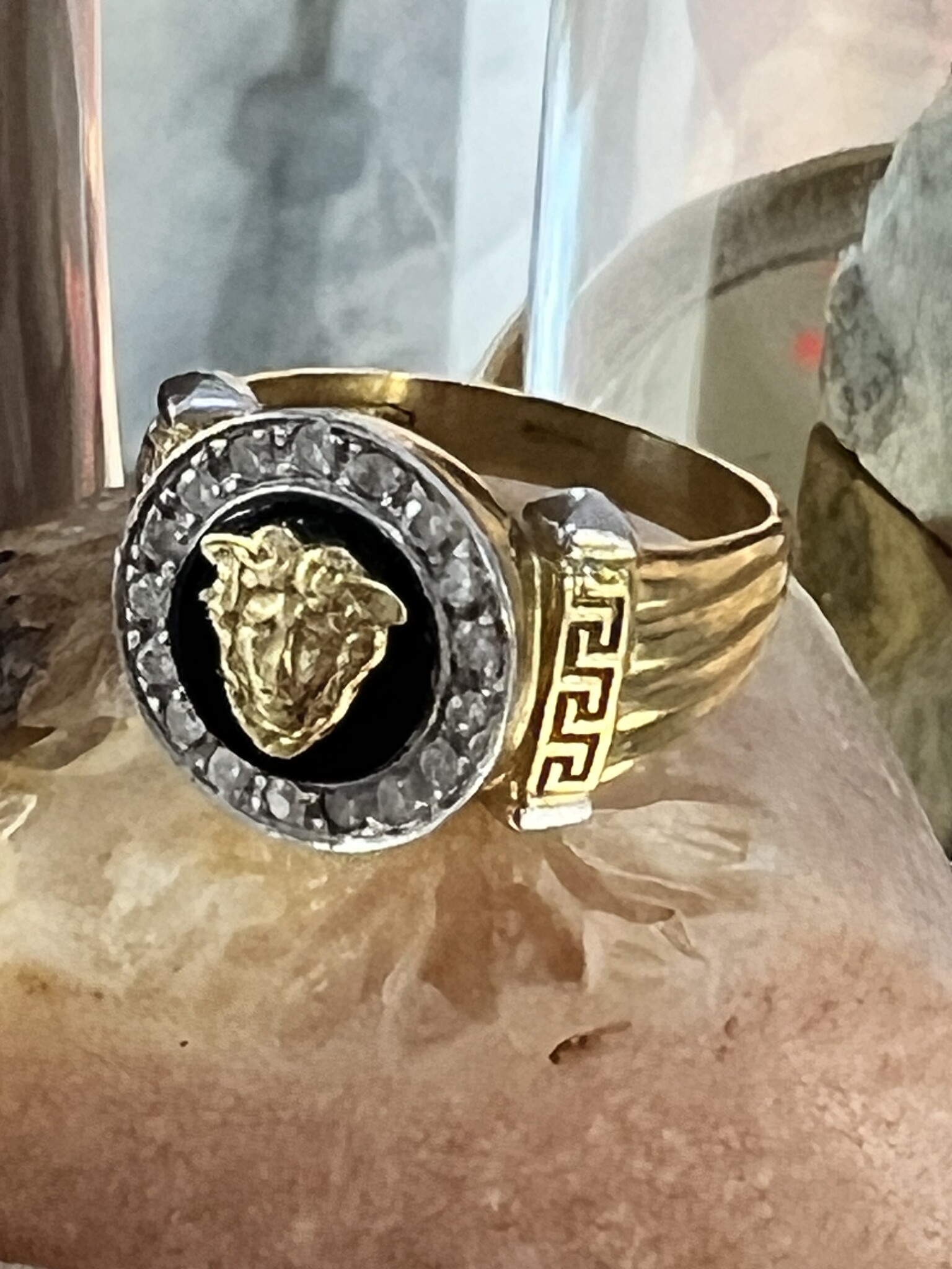 Versace ring zegelring met zirkonia - Juwelier Jansen