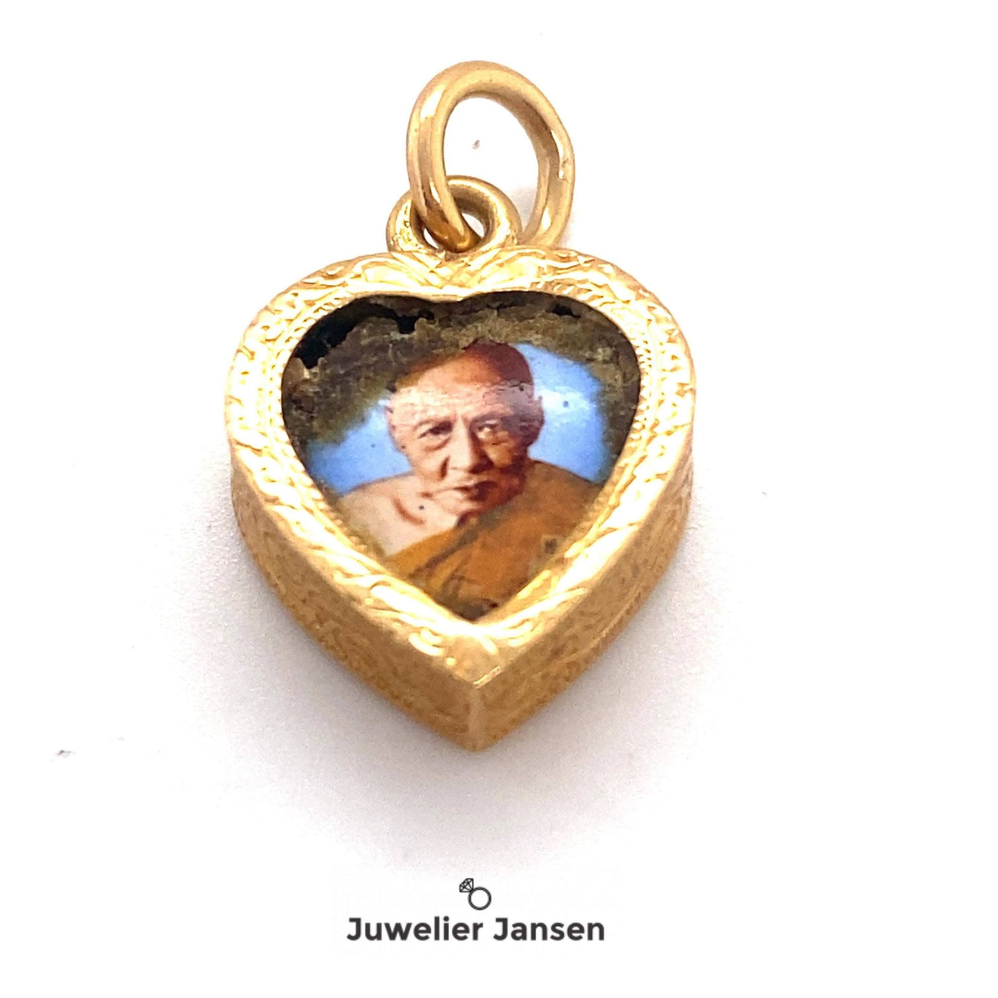 Gouden hartvormige hanger Buddisme klein - Juwelier Jansen