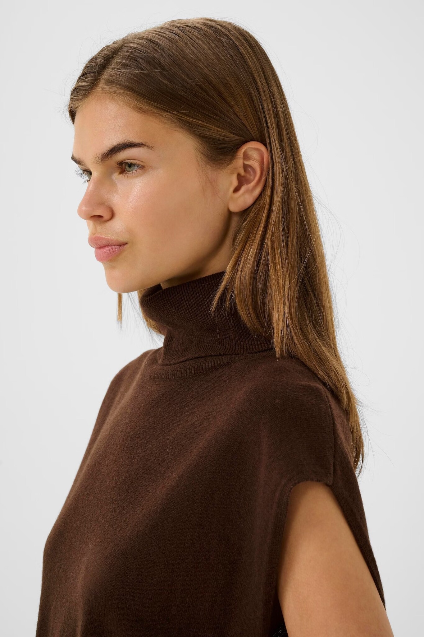 Manzi Knit Waistcoat Deep Burnt Brown - Oscare