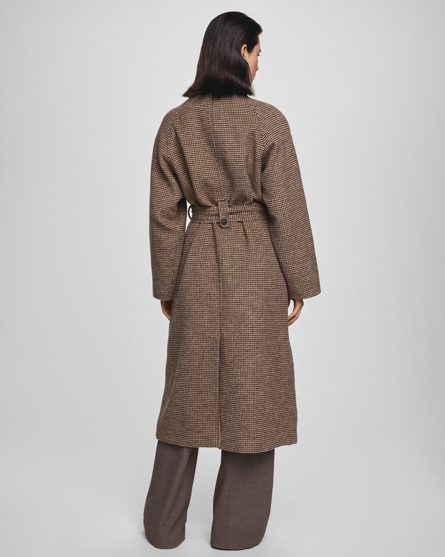 Pamela Coat - Oscare