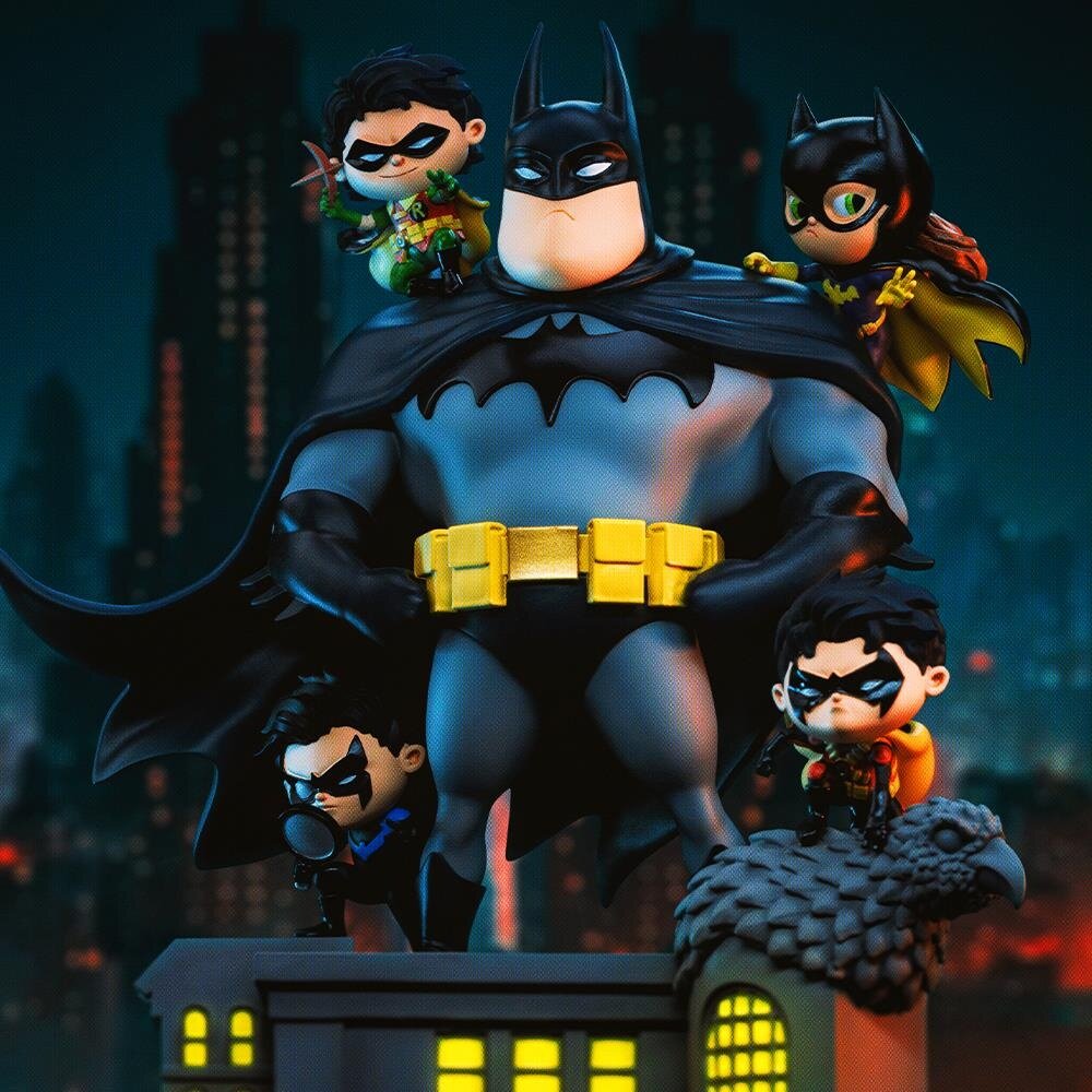 Batman Animated Icons PVC Figure Batman Family 18 cm - Planet Fantasy