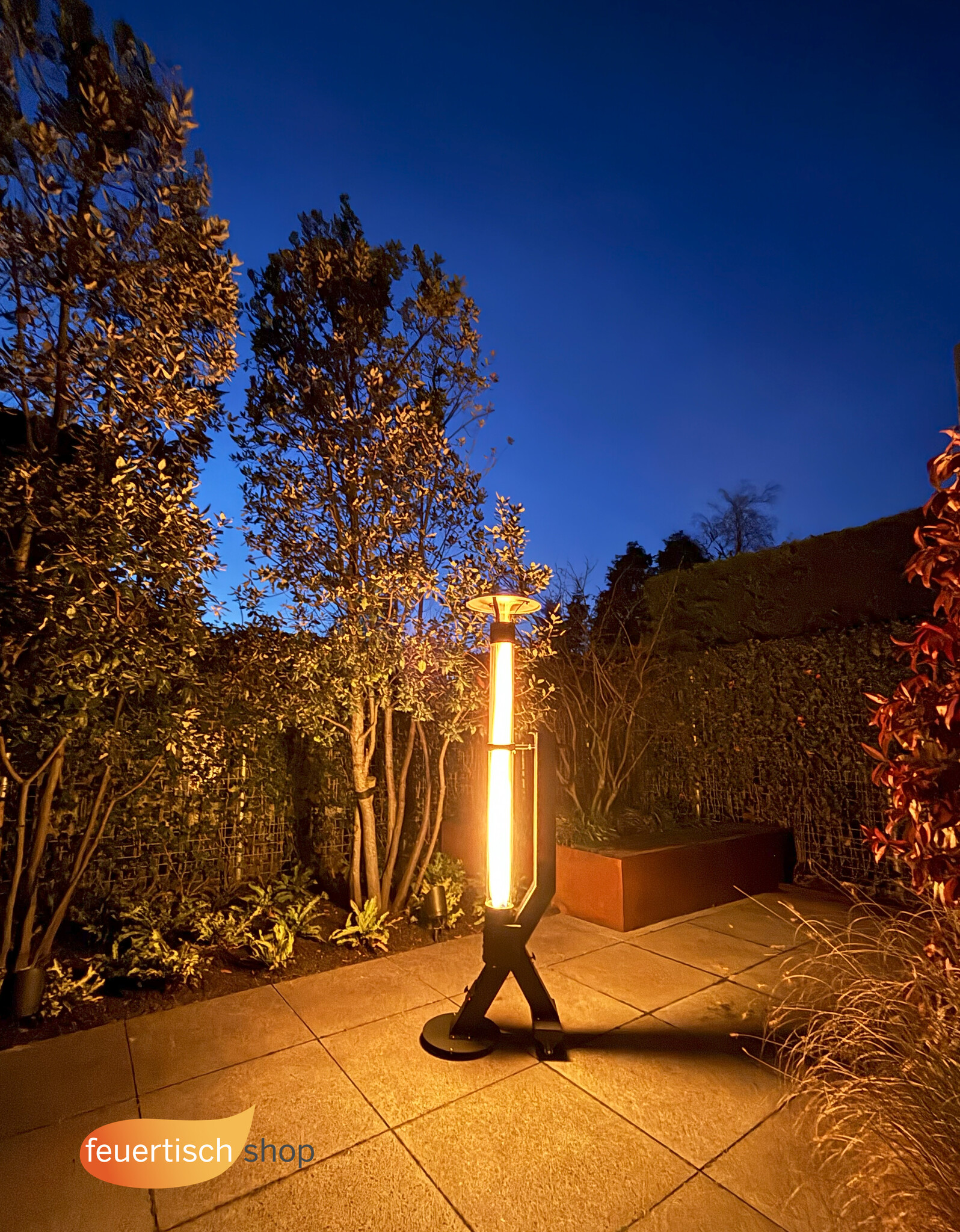 Green Flame Pellet-Terrassenheizung BPH-R100-T1 - Feuertischshop.com