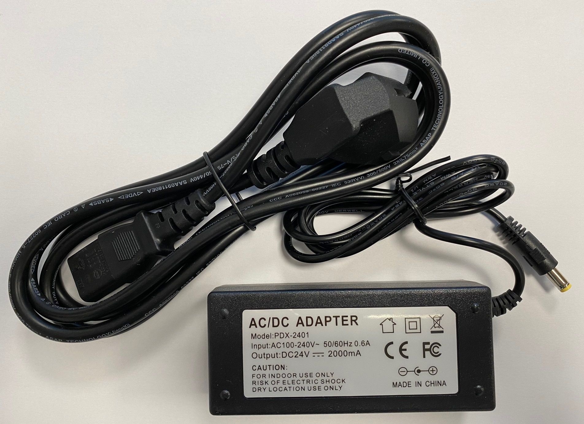 RAVAIR Flexi Adapter and EU Plug - Nagelgroothandel.nl