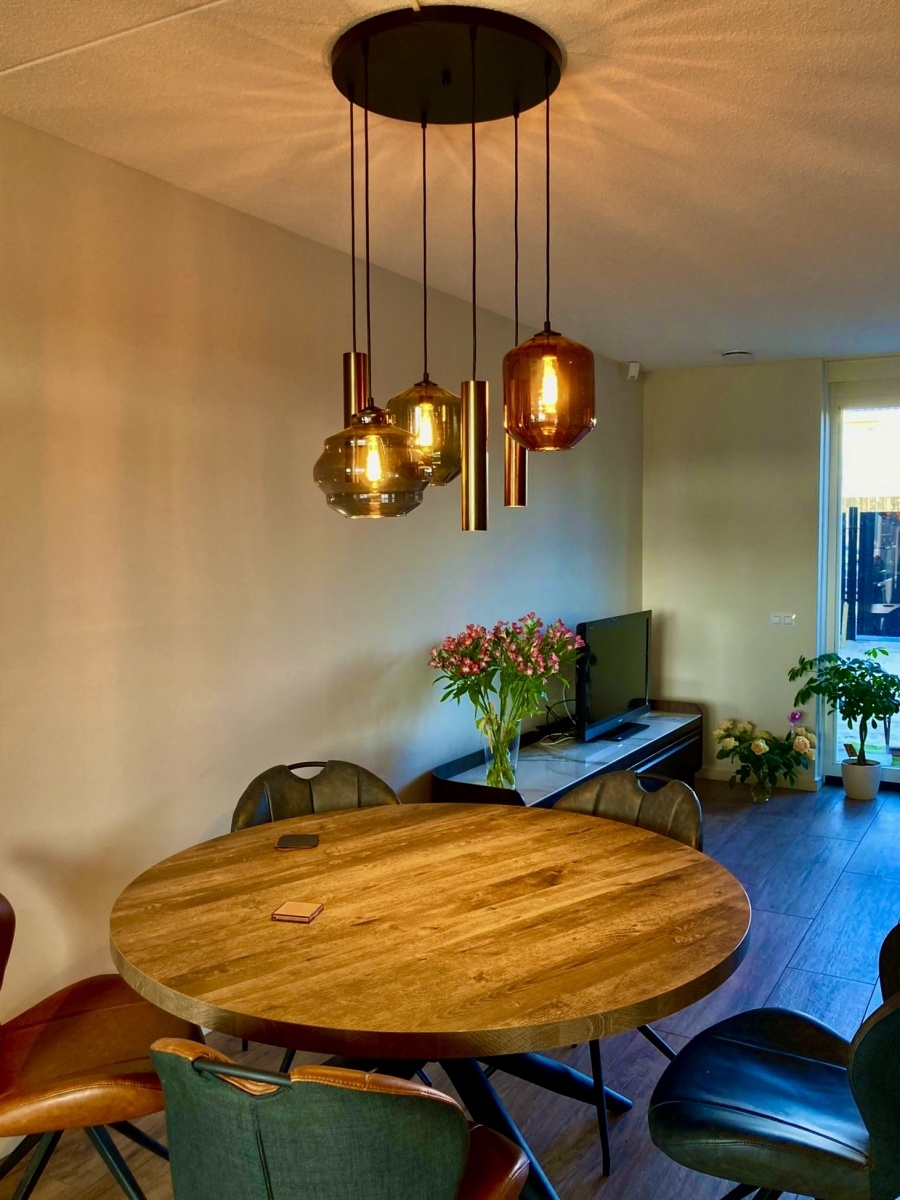 Hanglamp boven ronde tafel 5lichts dappled oil | Hanglampen - Licht ...