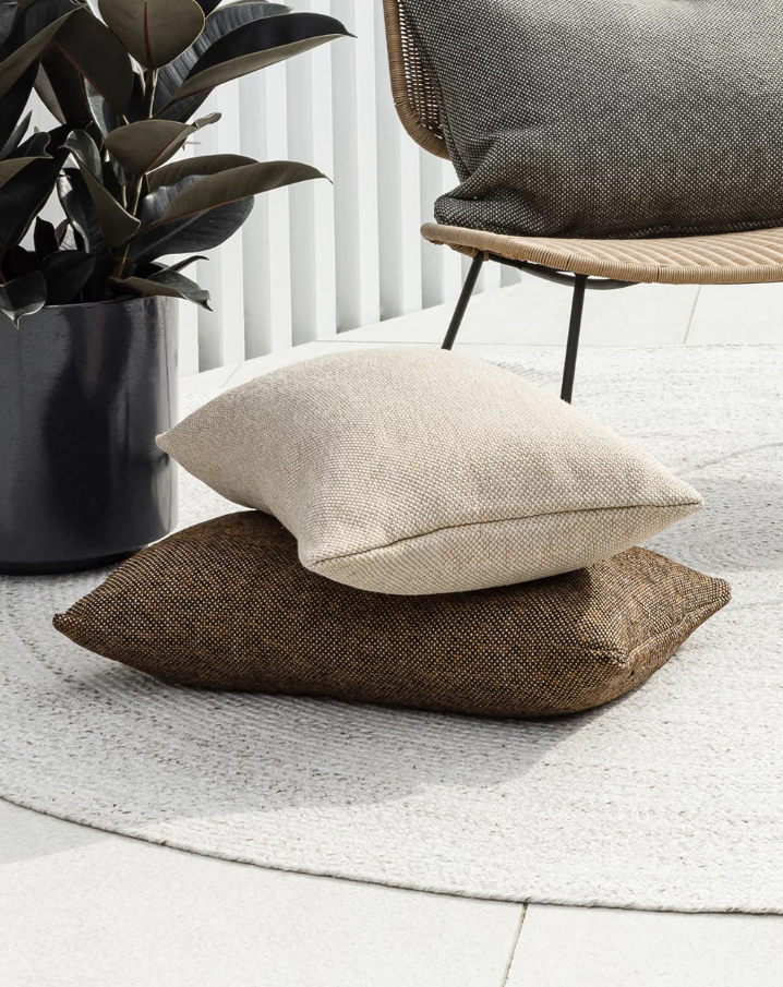 Baya Outdoor Kussen Eze - Sand - 't Swarte Schaep - 't Swarte Schaep