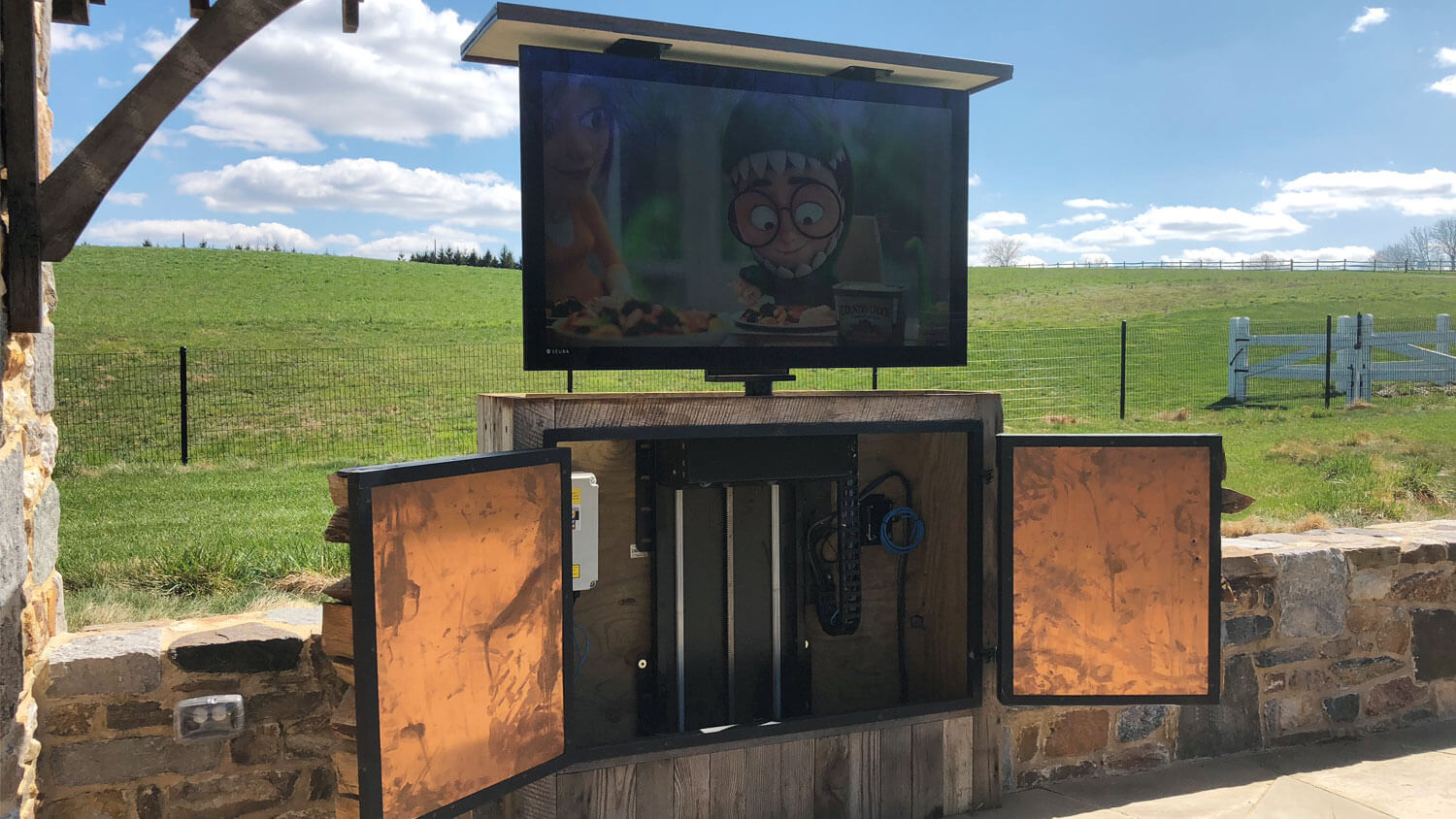 Future Automation LSH-S-MO - Outdoor Marine TV-Lift 42-80 inch kopen ...