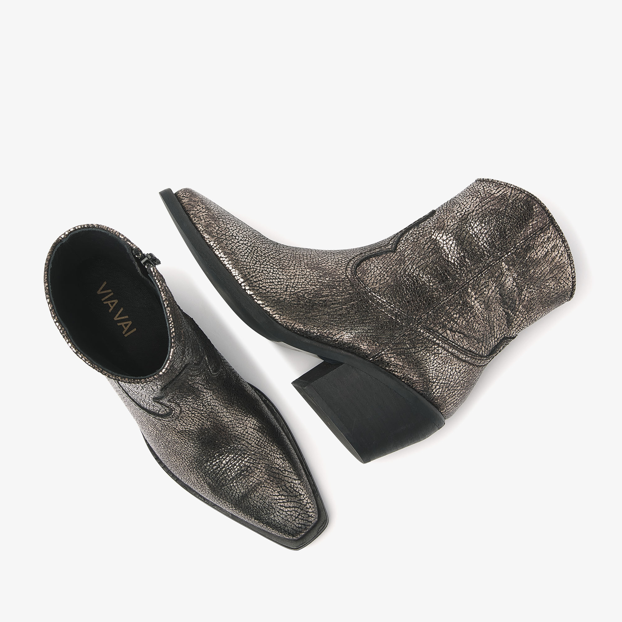 59116 EVELINE CLARK METALLIC - The Closet