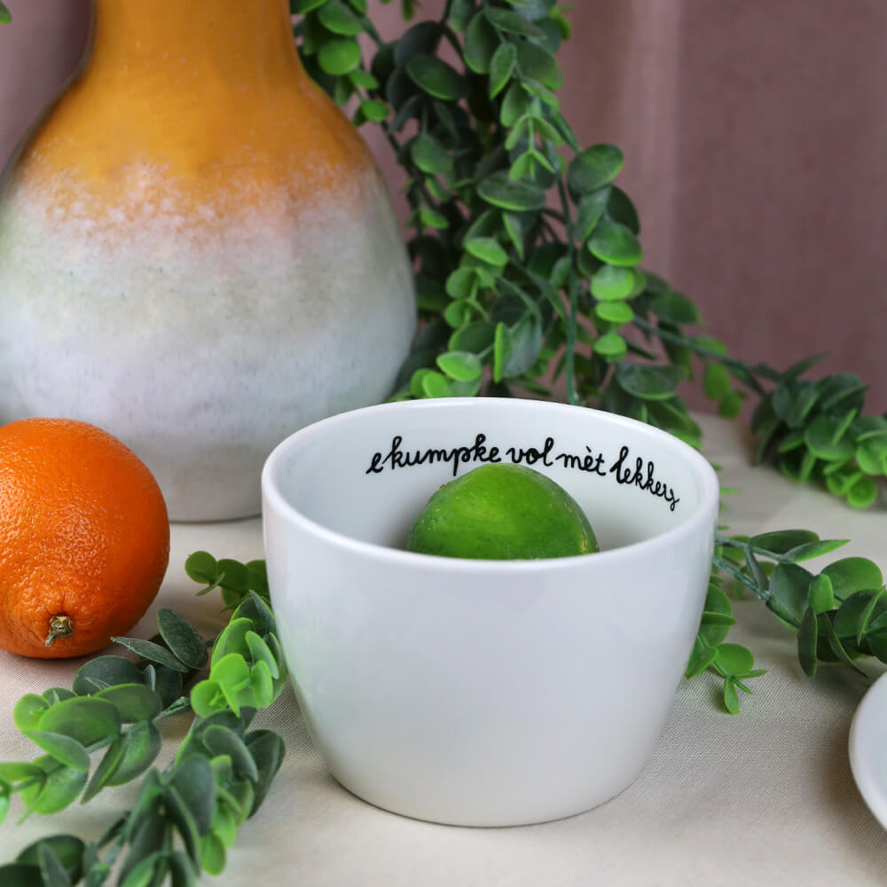 Kom 'E kumpke vol mèt lekkers' - Ø 11,5 cm - Maastricht Store