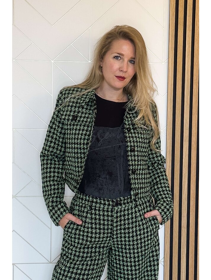 Ontdek de dames pakken van de mooiste merken bij Lilly-kate online ...